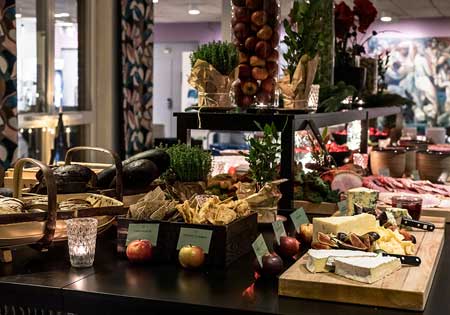 Julbord på Vår Gård Saltsjöbaden - SALTSJÖBADEN | Julbordsportalen